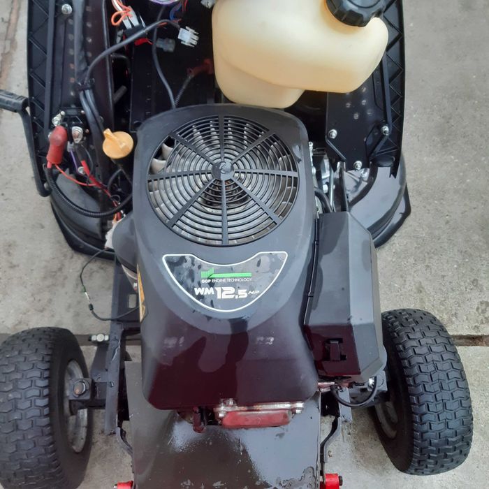 Silnik Stiga ggp engine technology wm 12.5hp traktorek kosiarka Cieszków • OLX.pl