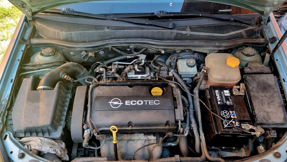 Opel Astra Coupe GTC Cosmo Panorama 1.8L 140KM, Benzyna, awaria kompu ...