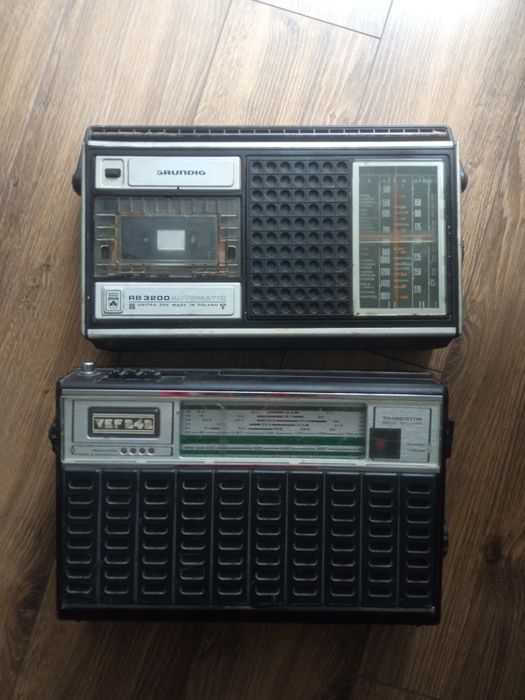 Radio UNITRA Grundig rb3200 i VEF 242 komplet zestaw Świdnik • OLX.pl