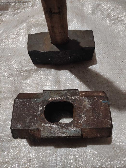 Лопаты, ломы, грабли, вилы, тяпки, сапки, садовый инвентарь: 250 грн ...