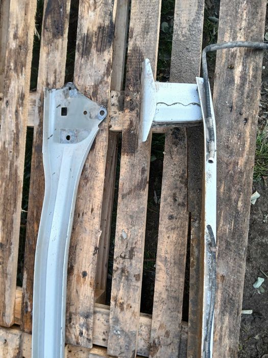 Belka belki pod zderzak tyl tylny Toyota Yaris 3 III 11-20r biala 040 Tłuszcz • OLX.pl