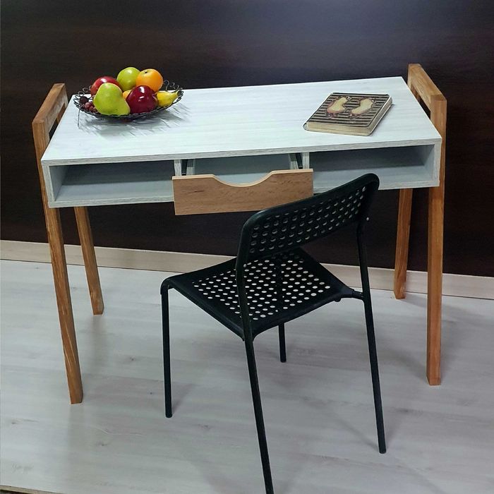 Стіл шкільний Стіл письмовий з шухлядою 1 898 грн Товары для