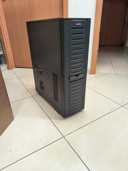 Obudowa CHIEFTEC big tower Czarna Wrocław Stare Miasto • OLX.pl