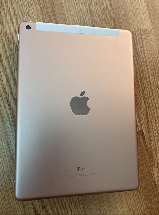 IPad (6th Generation) Wi-Fi + Cellular: 700 грн. - Планшетні комп'ютери ...