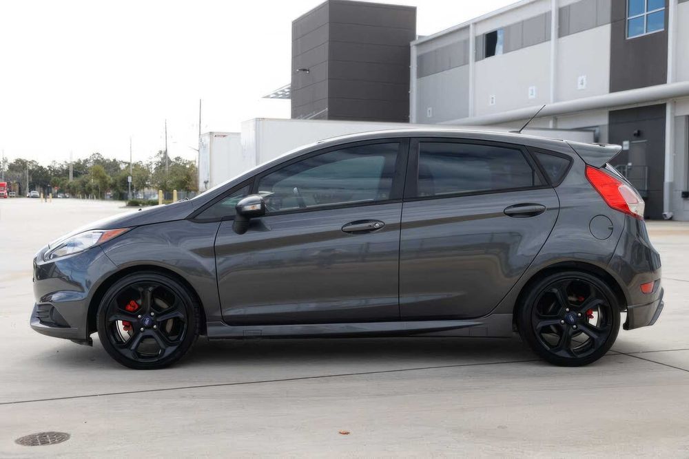 Ford Fiesta ST 2017: 4 150 $ - Ford Львів на Olx