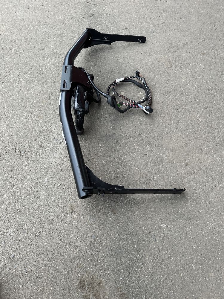 Фаркоп вольсваген пассат B8 volkswagen passat variant VW B8 оригінал ...
