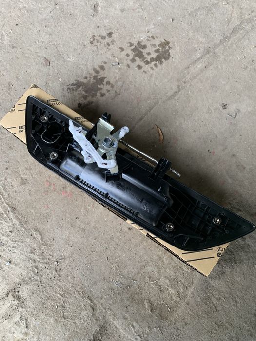 69090-0K080 , ручка кляпи, ручка кришки багажника, Toyota Hilux 2024: 3 ...