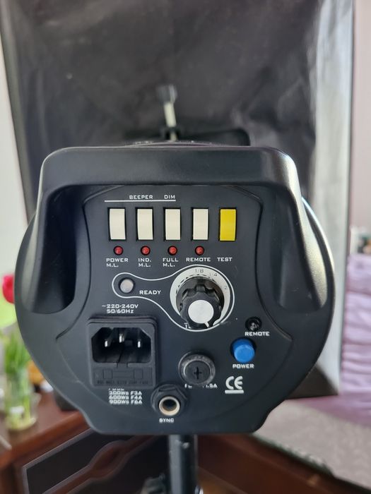 Falcon Eyes DE-300B. Arsenal 2600 300 Дж: 900 грн. - Аксесуари для фото ...