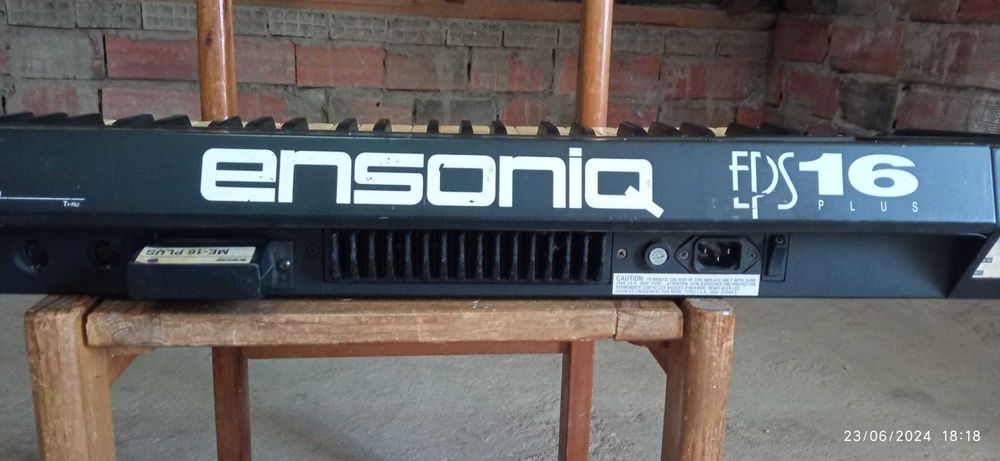 Sampler/Synth Vintage ENSONIQ EPS 16 PLUS - Raro e Funcional! Nazaré ...