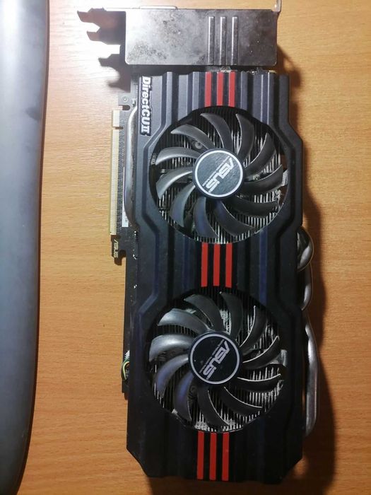 ASUS GTX 670 4gb: 900 грн. - Комплектуючі та аксесуари Київ на Olx