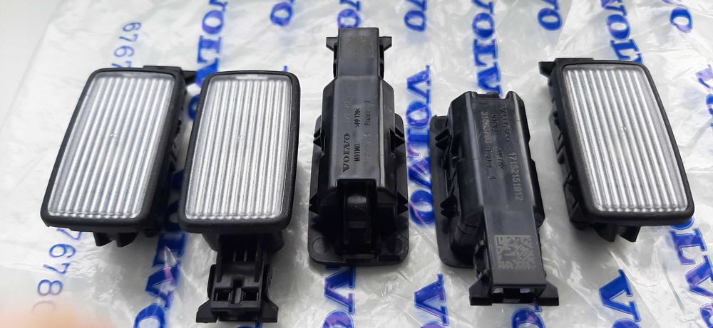 Плафон підсвітки нижній,плафон салона до автомобілів Volvo: 500 грн ...