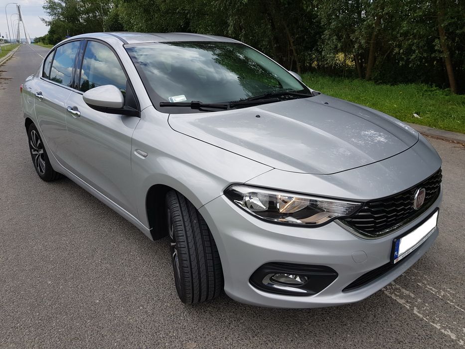 Fiat Tipo 1.6 e-torque LPG, hak, automat Jarosław • OLX.pl