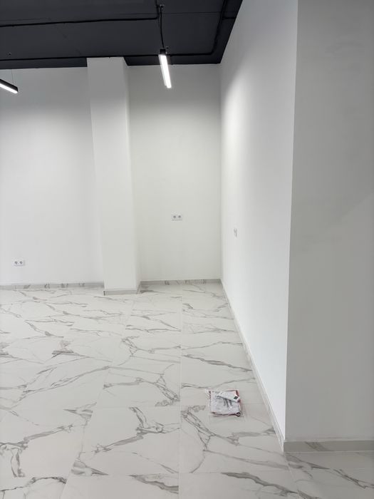 ТЦ Бізнес Сіті Комерція: 17 000 грн. - Продаж приміщень вільного ...