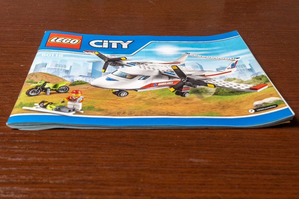 LEGO 60116 - LEGO CITY - Ambulance Plane Gdynia Pustki Cisowskie ...