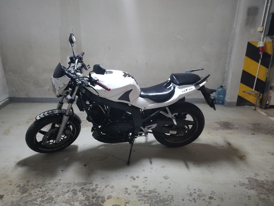 Motocykl Hyosung 125 GT Piaseczno • OLX.pl