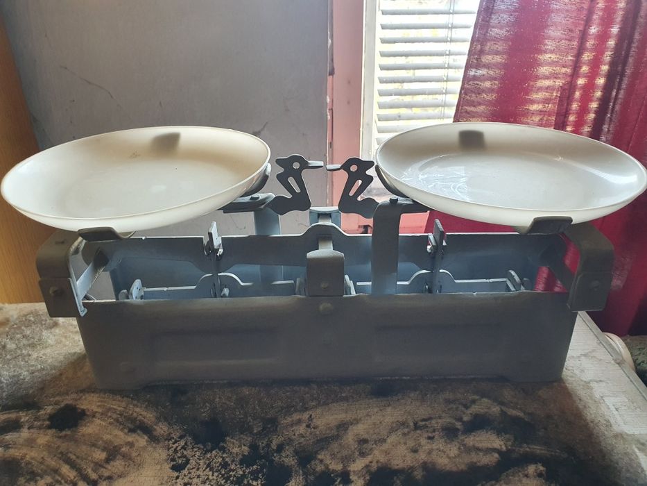 Waga szalkowa kuchenna PRL SPRAWNA Dąbrowa Górnicza • OLX.pl