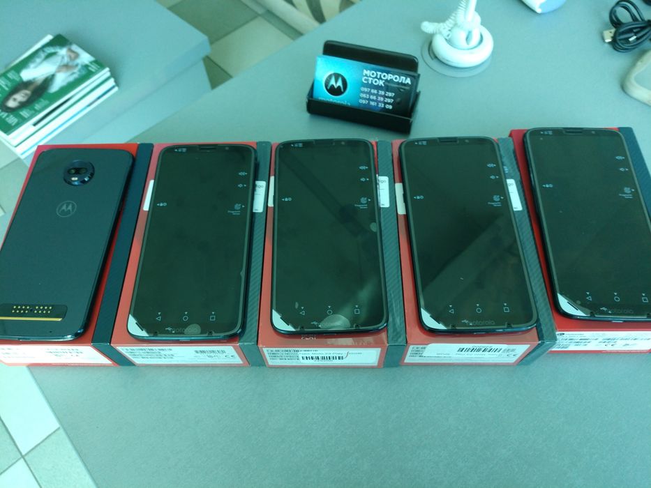 Motorola Moto Z3 PLay Dual SIM New Моторола Z3 Play новий смартфон: 6 ...