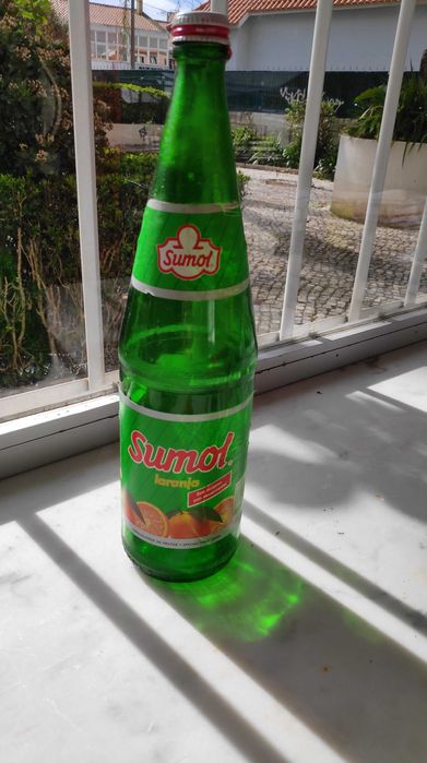 Garrafa 1 litro Antiga Vintage Sumol Laranja Venteira • OLX Portugal