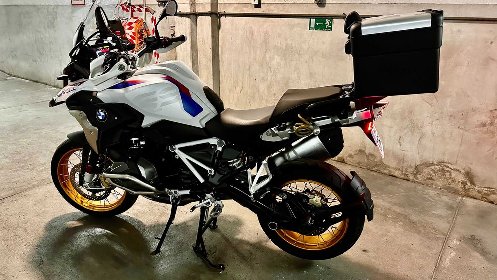 BMW GS1250 Optimo estado Águas Livres • OLX.pt