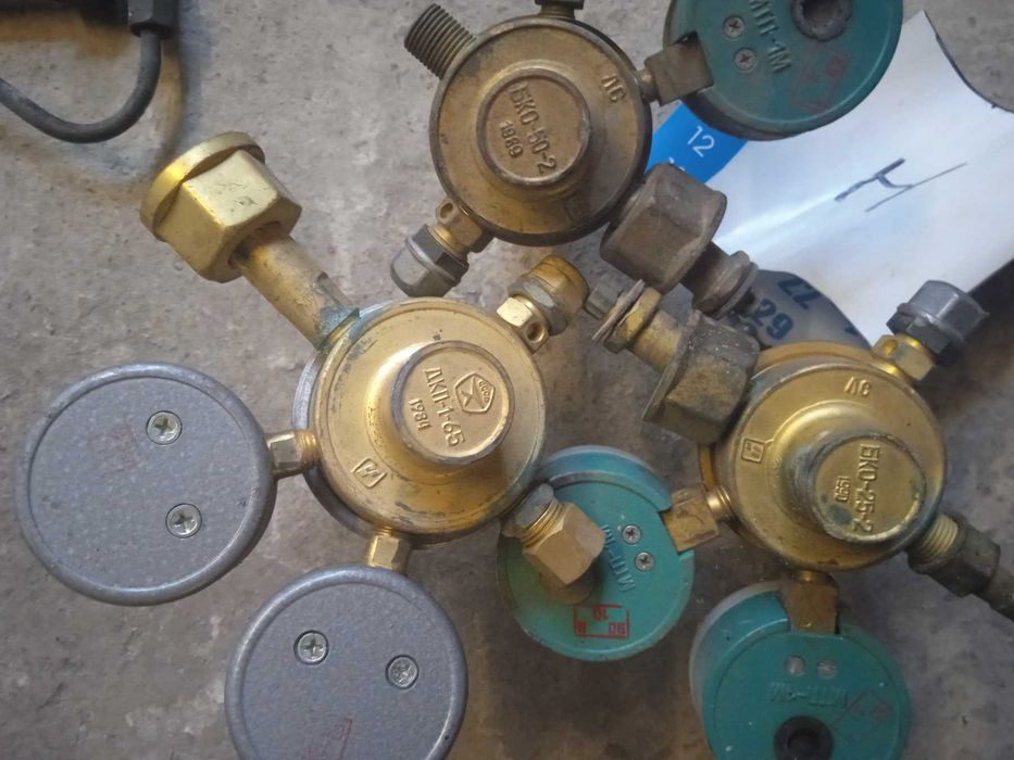 Газовые и керосиновые резаки. Манометры. Комплект для резки.: 100 грн ...