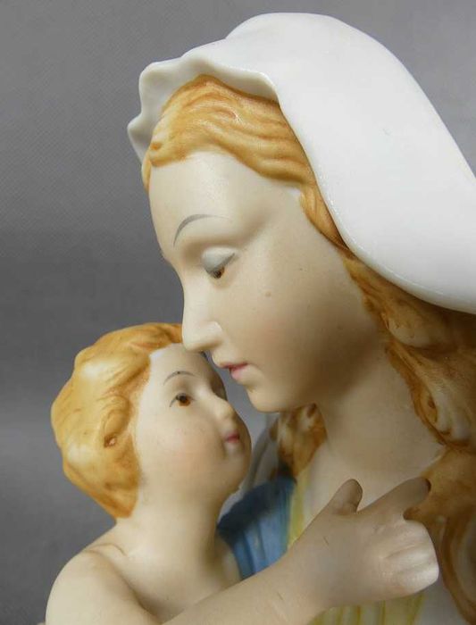 Maryja z Dzieciątkiem JEZUS figura BISKWIT porcelana Łapy • OLX.pl