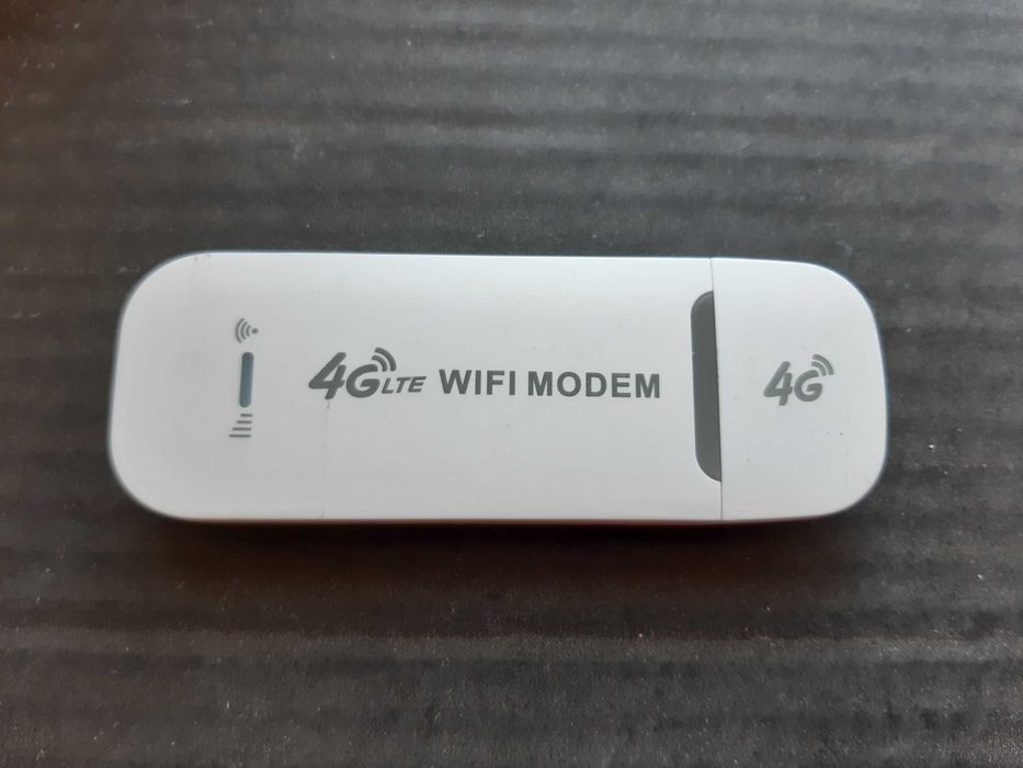 4G LTE Wi-Fi маршрутизатор, нерабочий: 120 грн. - Периферійні пристрої Харків на Olx