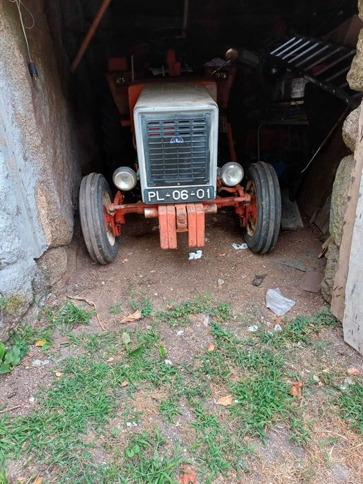 Trator Belarus T25A2 Ramalde • OLX.pt