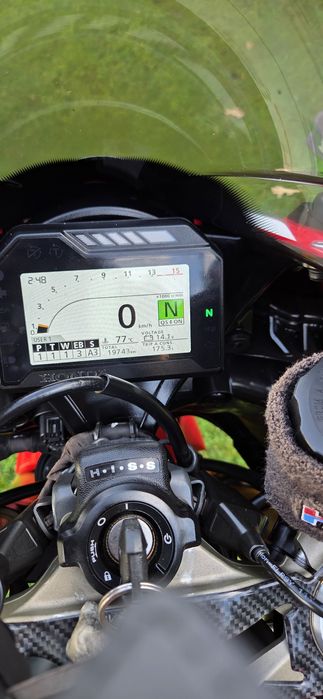 Honda cbr 1000rr sp1 Zrębin • OLX.pl