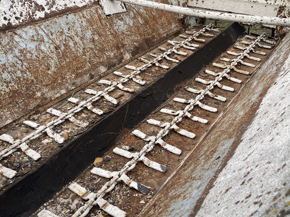 Rozsiewacz Wapna Piast RCW 3 łancuchowy Hydrauliczny Pacyna • OLX.pl