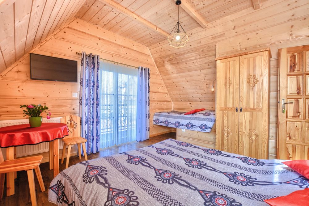 Pokoje i domek u ,,Cajki" Poronin • OLX.pl