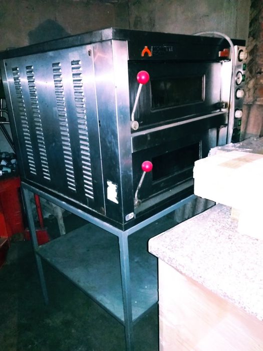 Печь духовка Moretti Forni Capri: 20 000 грн. - Плити / печі Харків на Olx