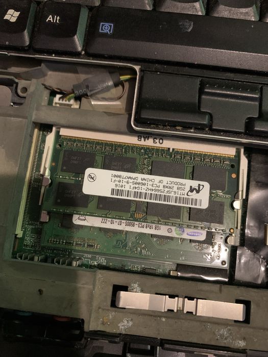 Ноутбук Lenovo ThinkPad R500 на запчастини: 630 грн. - Ноутбуки Біла ...