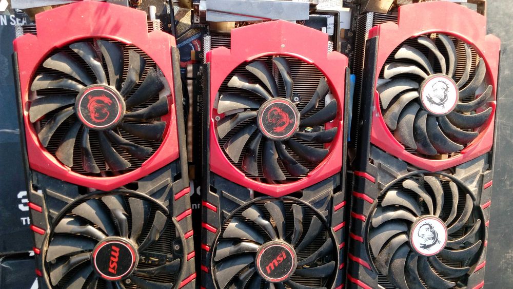 Продам видеокарта r9 390 asus - msi: 800 грн. - Комплектуючі та ...