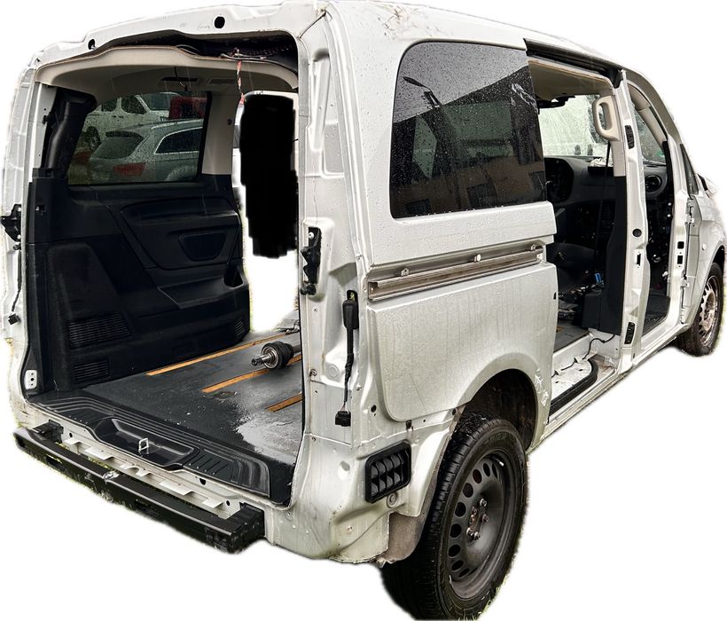 Mercedes W 447 kompletna karoseria z mozliwoscia rejestracji cwiartka ...