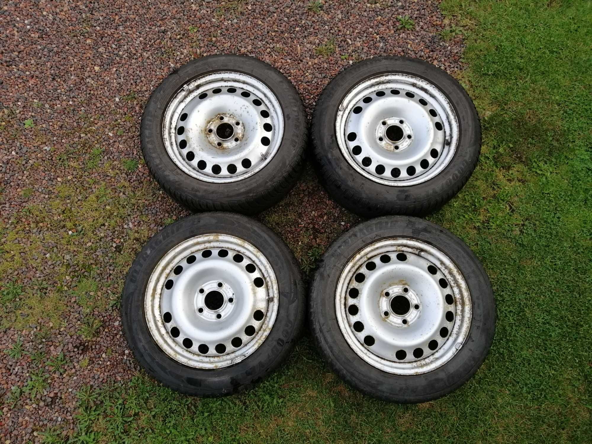 Felgi stalowe + Opony zimowe GoodYear 205/55r16 ET 37 Bojszowy • OLX.pl