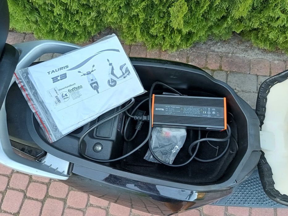 Skuter Pojazd Elektryczny Tauris/Lifan LF1200DT-A3 Bosch 2019r Dąbrowa ...