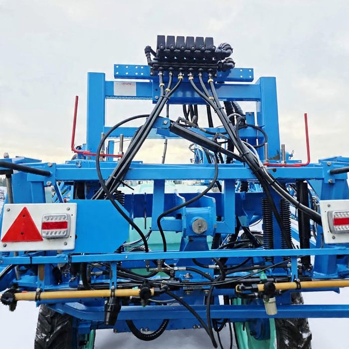 Opryskiwacz Berthoud Racer 2500l 21m ARAG zadbany Osówka • OLX.pl