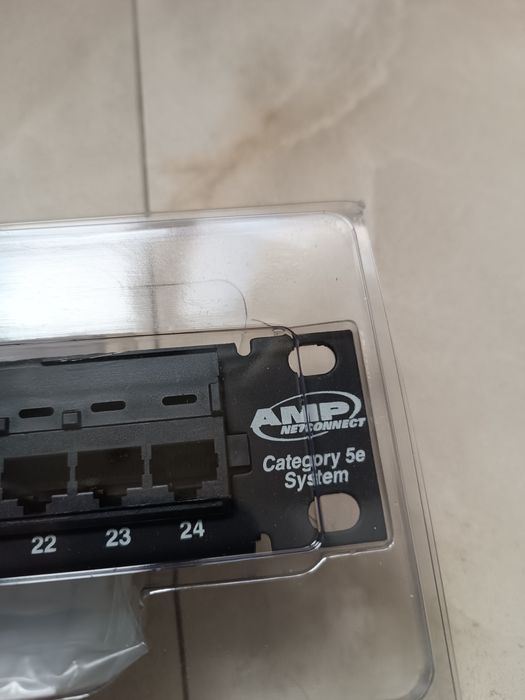 Патч-панель AMP Netconnect Category 5e 24 Port Patch Panel 406330-1: 1 ...