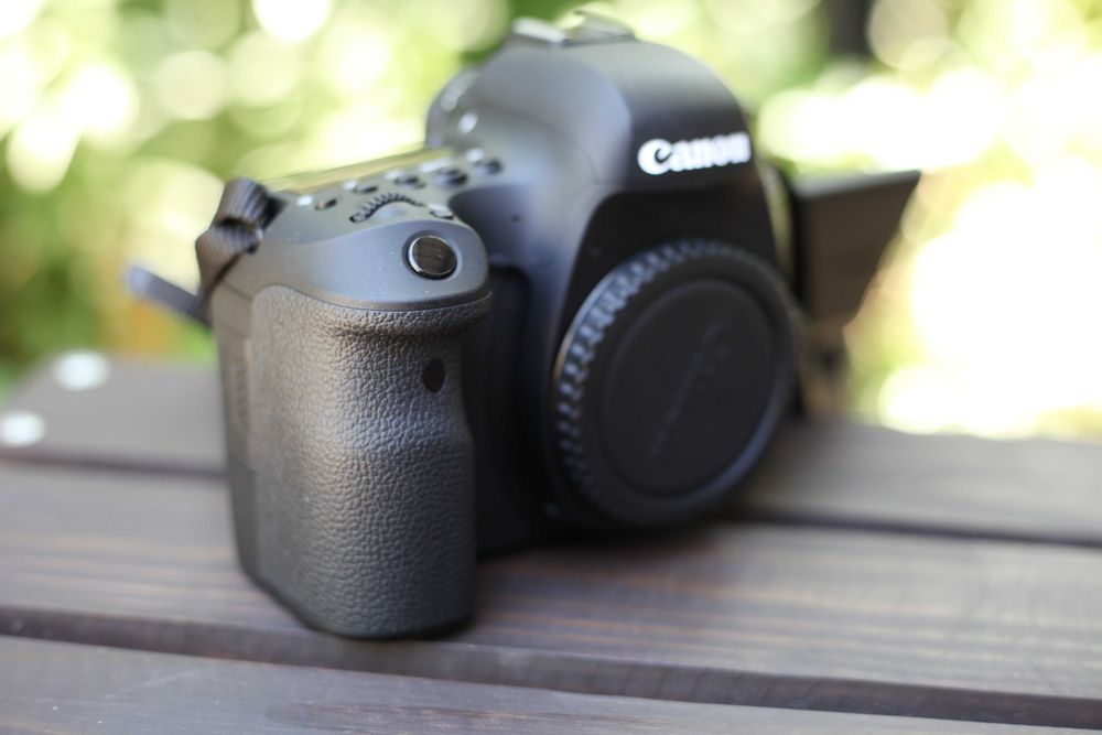 Canon 6d mark ii 2 . як новий. 2 тис кадрів: 36 999 грн. - Цифрові ...