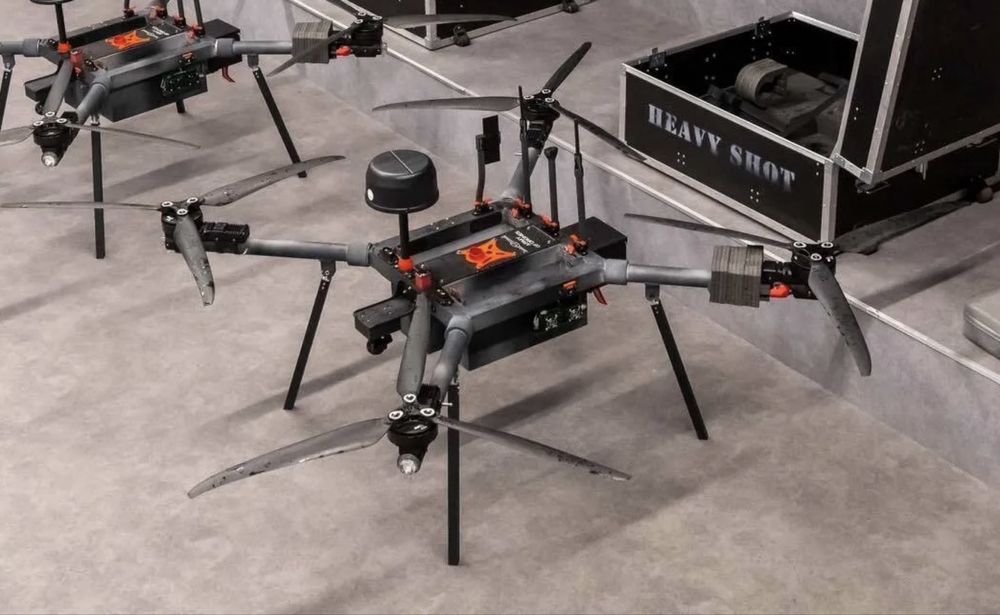 Продам дрон Heavy Shot: 300 000 грн. - Квадрокоптери Краматорськ на Olx