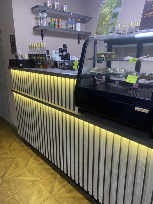 Барна стійка з підсвіткою 30 000 грн Кухонні меблі Чернігів на Olx