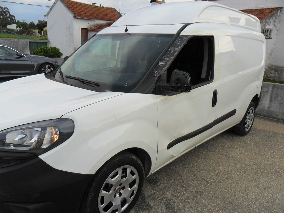 Fiat Doblo 1.6 MultiJet MAXI XL 120CV (2021 ) Ovar, São João, Arada E São Vicente De Pereira ...