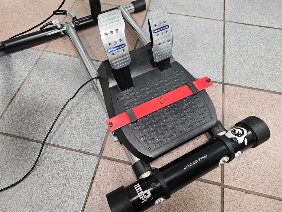 Thrustmaster T300RS + shifter TH8A + LED BT + Wheel Stand Pro Deluxe 2 ...