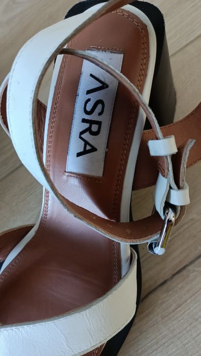 Sandały damskie 39 Rogolin • OLX.pl