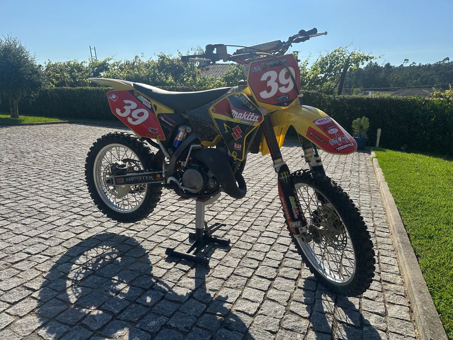 Suzuki RM 125 cc Vila Verde E Barbudo • OLX.pt