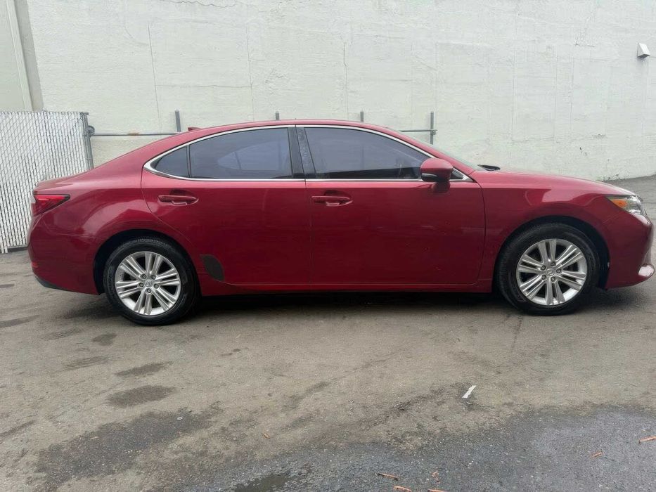 Lexus ES 350 2015: 4 900 $ - Lexus Київ на Olx