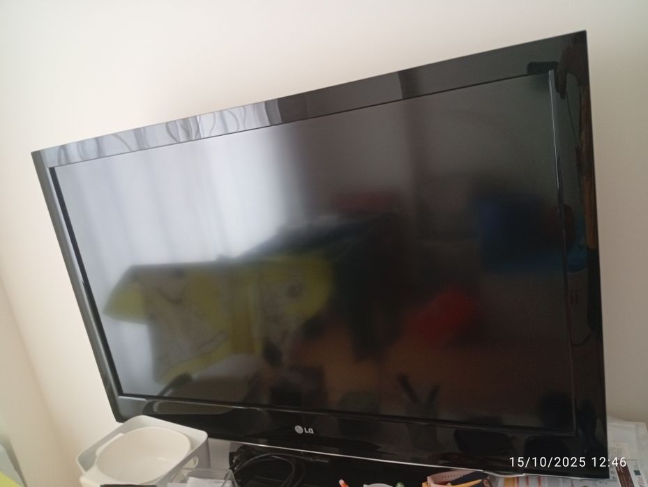 TV LG 42LH3000 - usada Pinhal Novo • OLX.pt