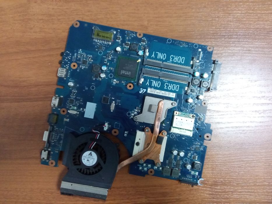Запчастини від ноутбука samsung r528: 279 грн. - Ноутбуки Здолбунів на Olx