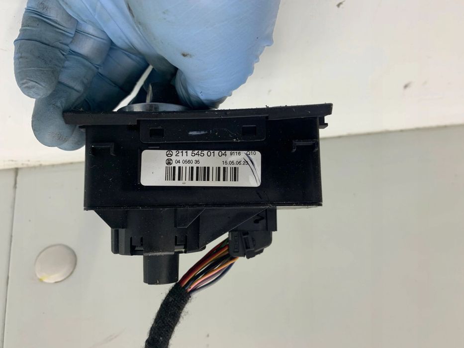 MERCEDES W211 WŁĄCZNIK PRZEŁĄCZNIK ŚWIATEŁ 2115450104 Kościerzyna • OLX.pl