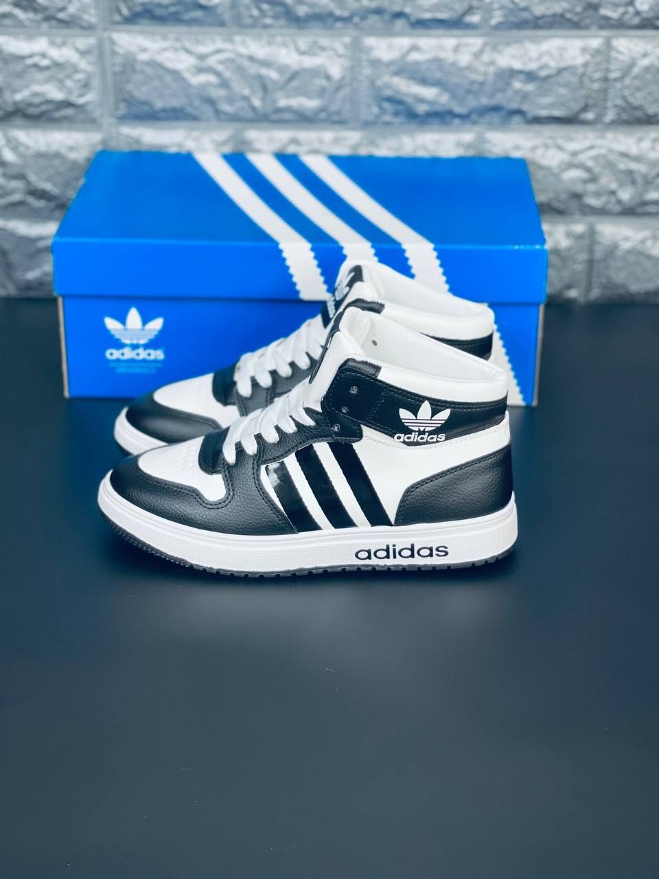 Кросовки Adidas Мужские Женские Подростковые Осенние Красовки Адидас ...